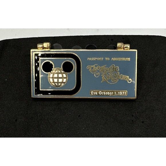 Disney | Toys | Disney Parks The Magic Kingdom Vintage Ticket Book Pin ...